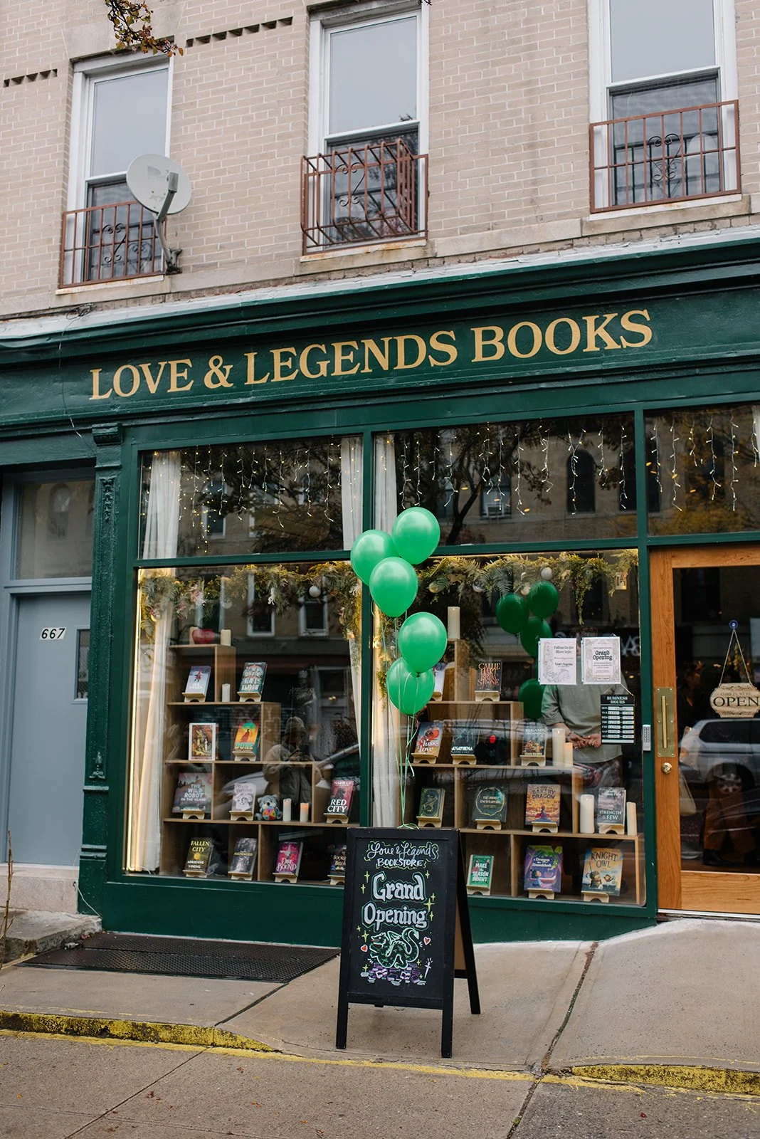 Love & Legends Books