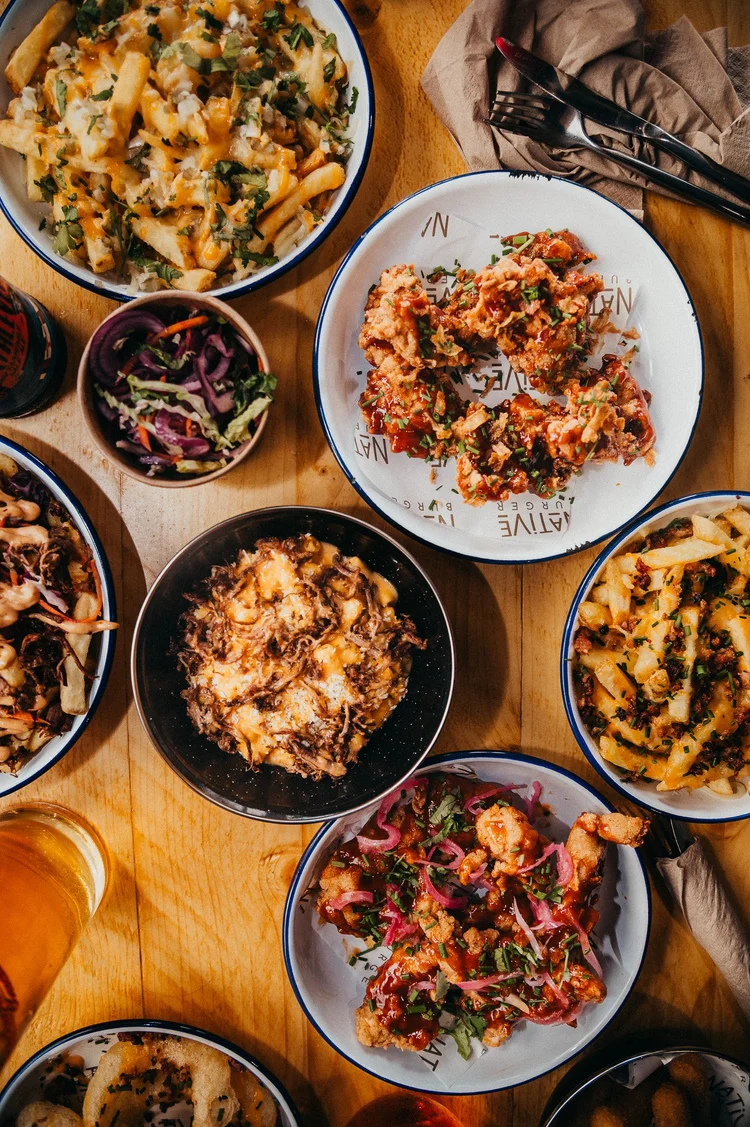 SAY HI — Native Burger