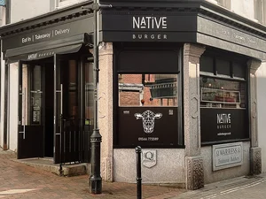 SAY HI — Native Burger