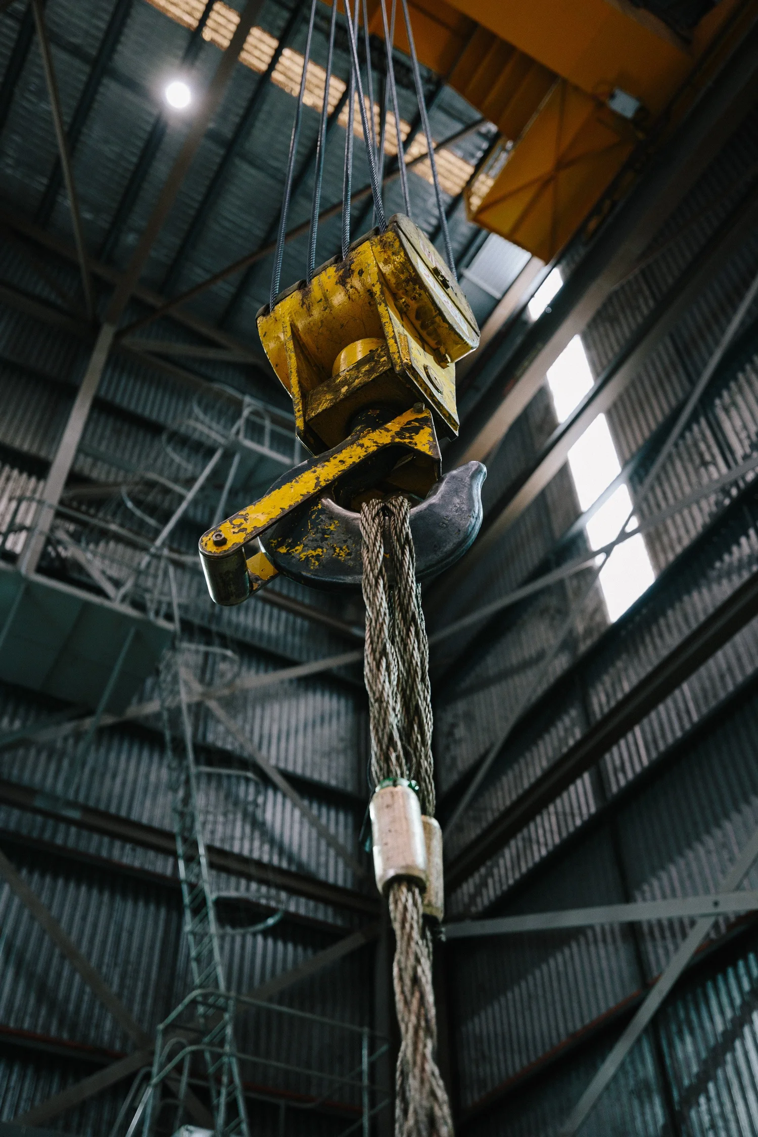 CONTACT — CRANECREW — 24/7 Breakdown Support for Overhead Cranes