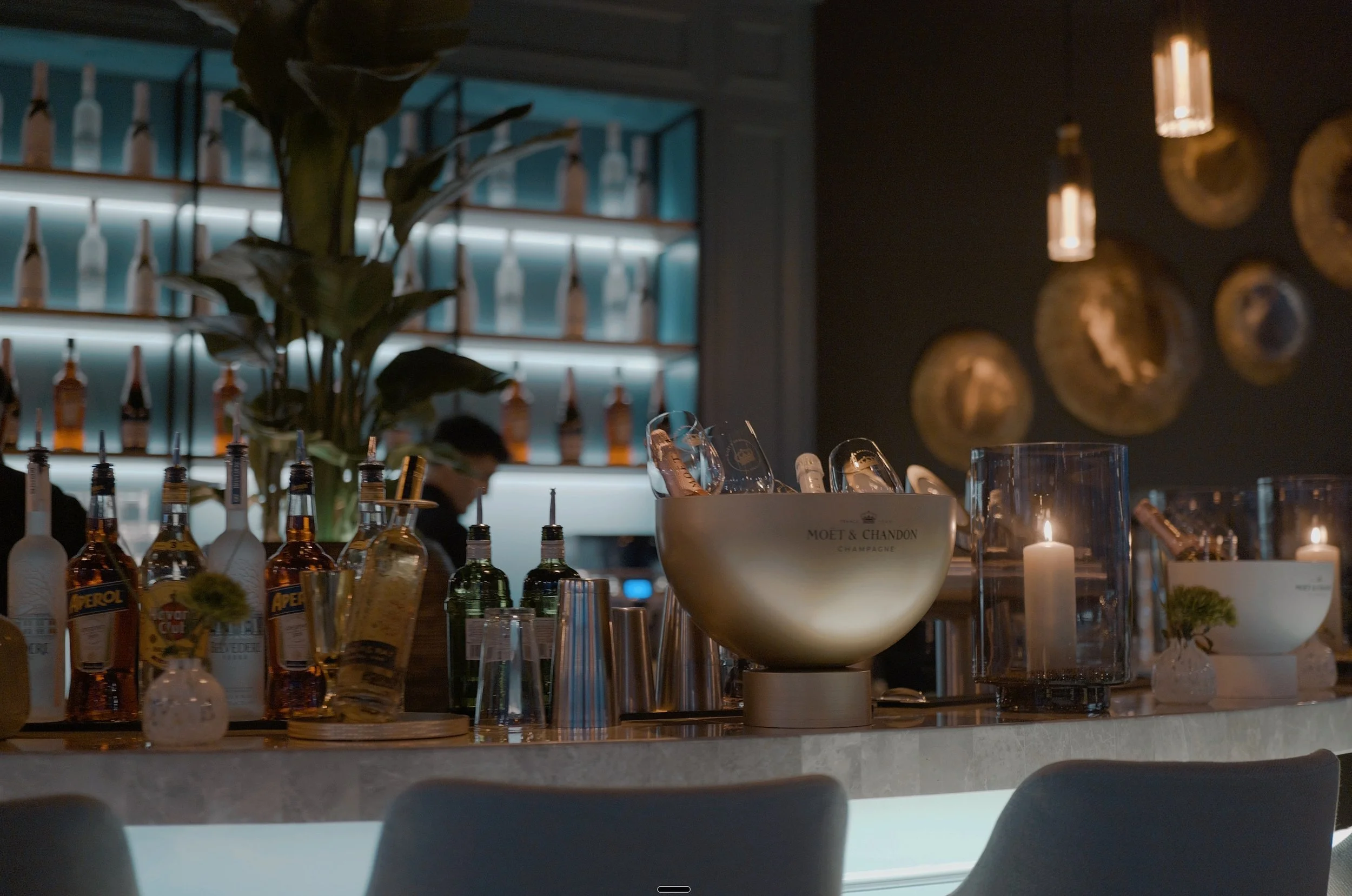 Die Neunte | Restaurant & Skybar | Jetzt reservieren