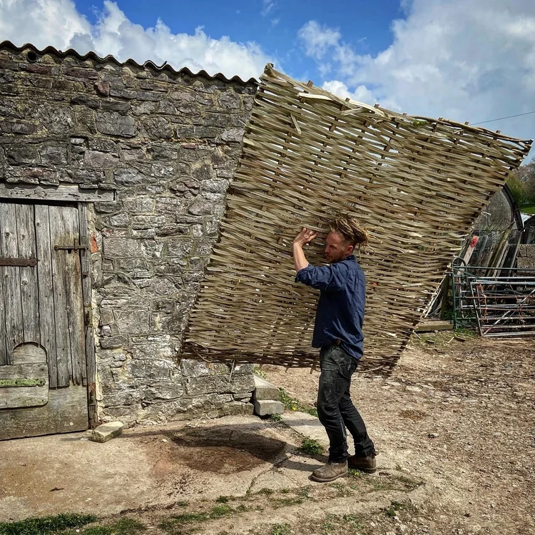 Home — UNDERWOOD CRAFTS Willow and Hazel Hurdles Cleft Fencing Coppice ...
