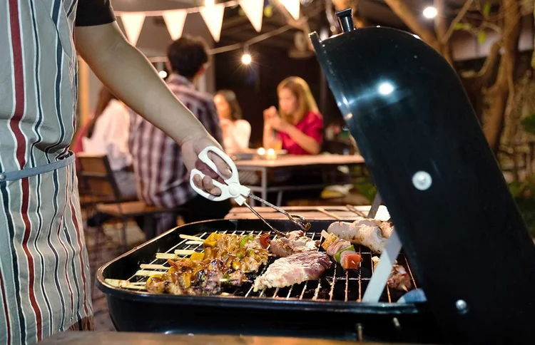 Our Hot and Fresh Summer BBQ Safety Tips — Onlia Insurance
