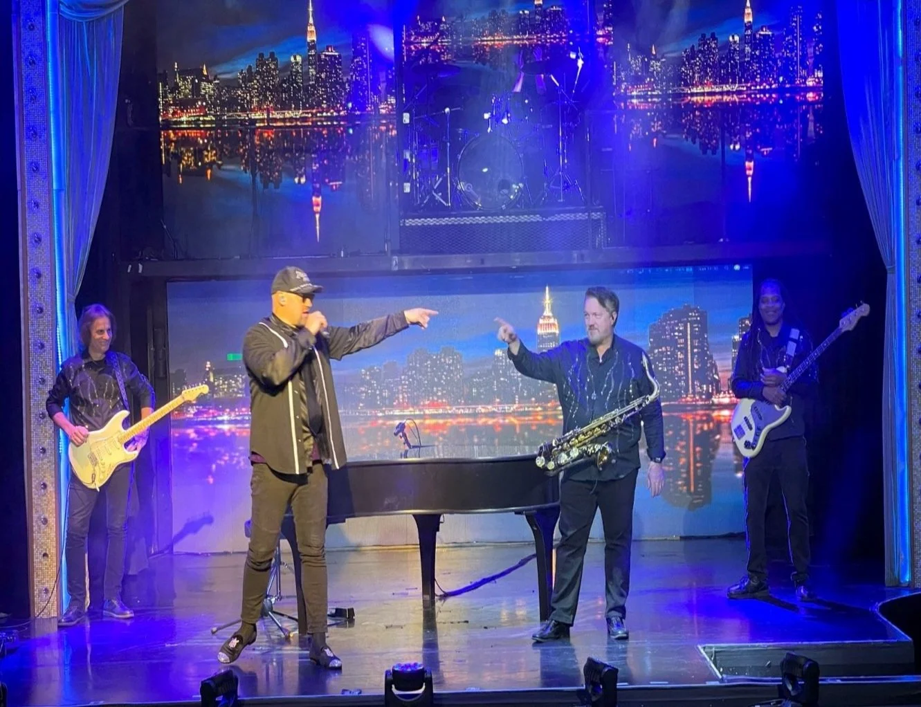 Biography — Kyle Martin's Piano Man