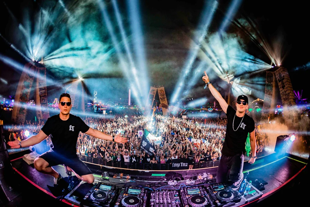 EDC Las Vegas Shuttle 2026 | Premier Party Bus Shuttles | Home