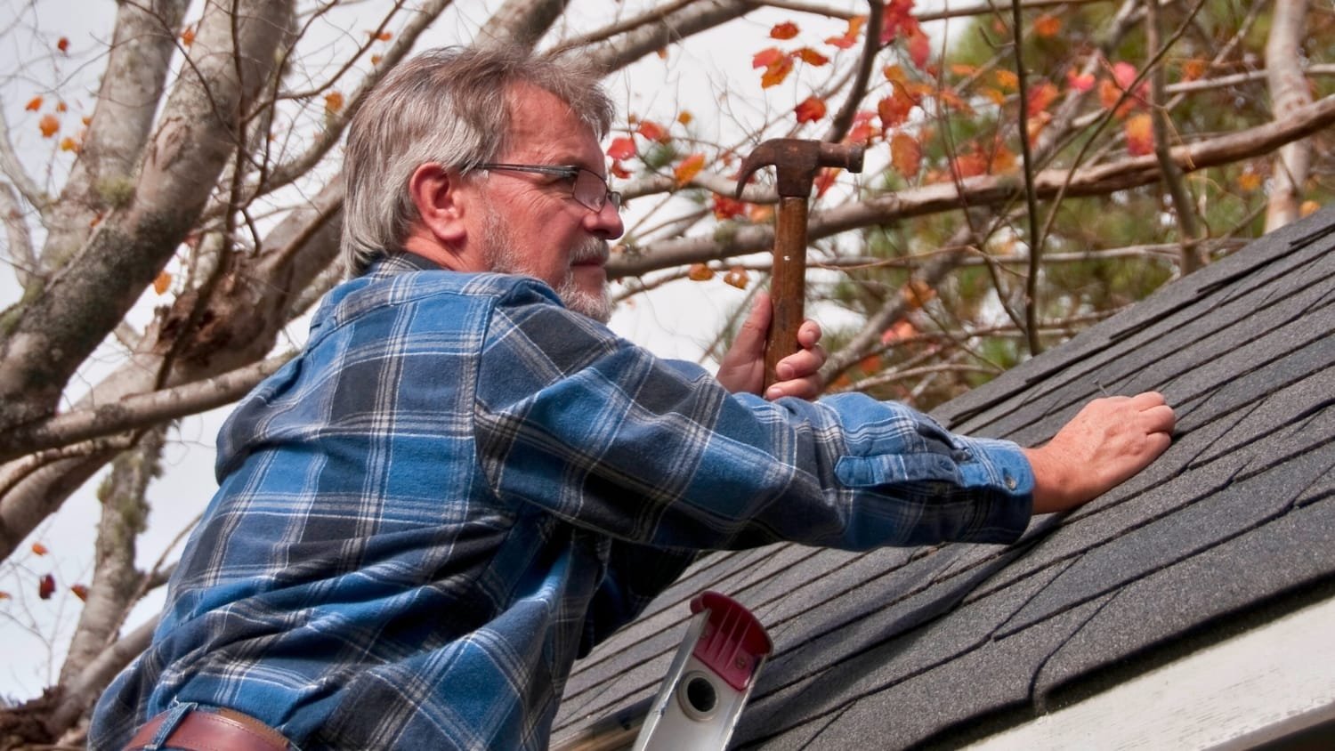 DIY Roof Repair - How to Fix a Damaged Roof Yourself | Avondale Roofing
