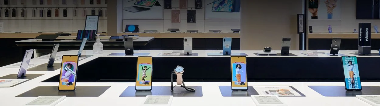 SAMSUNG & RETAILORS — RETAILORS