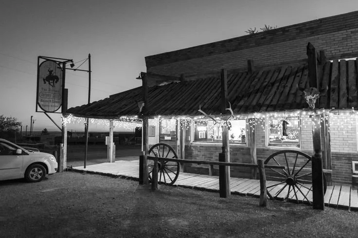 The Jersey Lilly, Ingomar, Montana