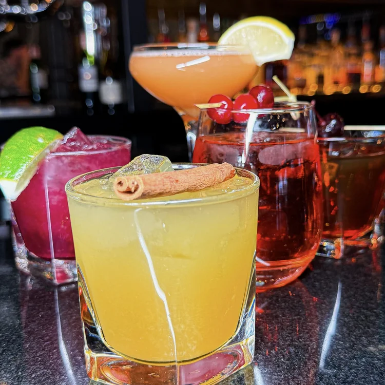 Legends Grill & Bar