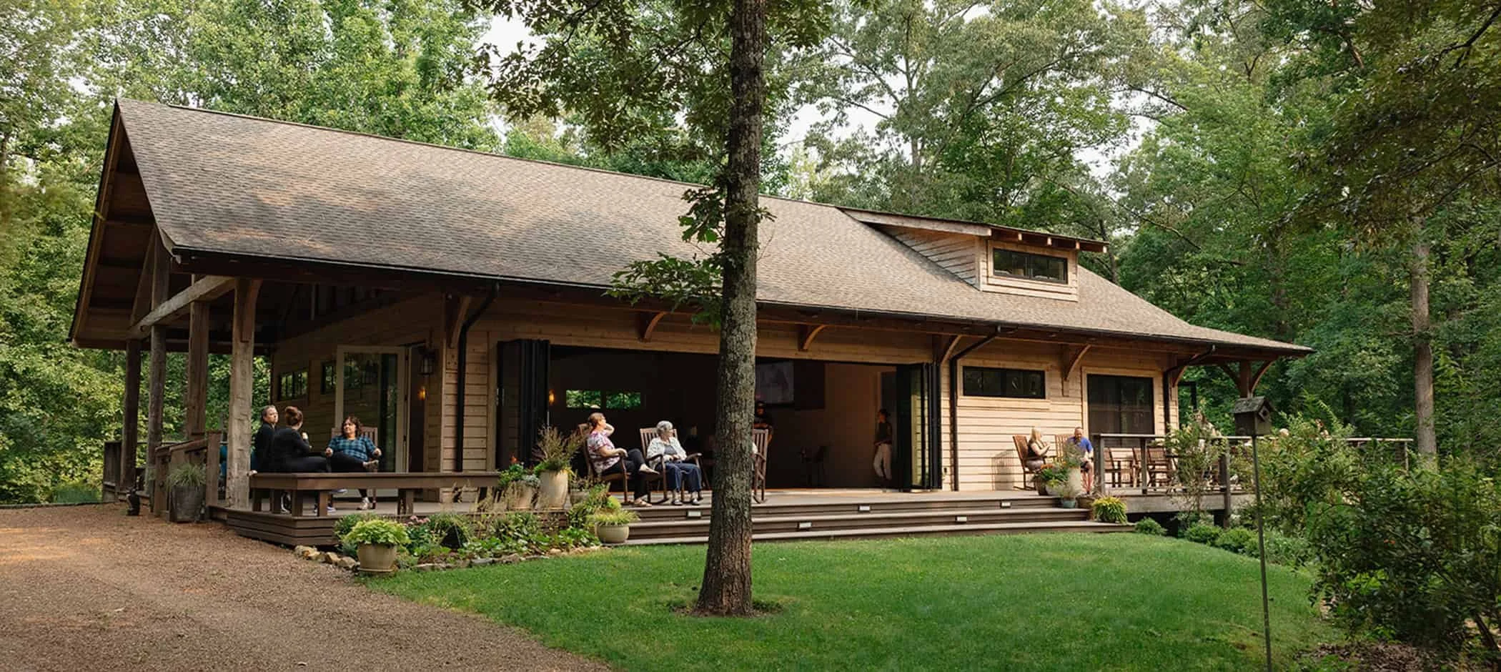 Rising Fawn Gardens | A Stunning Retreat Space | Georgia