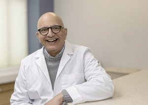 Spine Surgeon Syracuse NY | Dr. Raman Dhawan