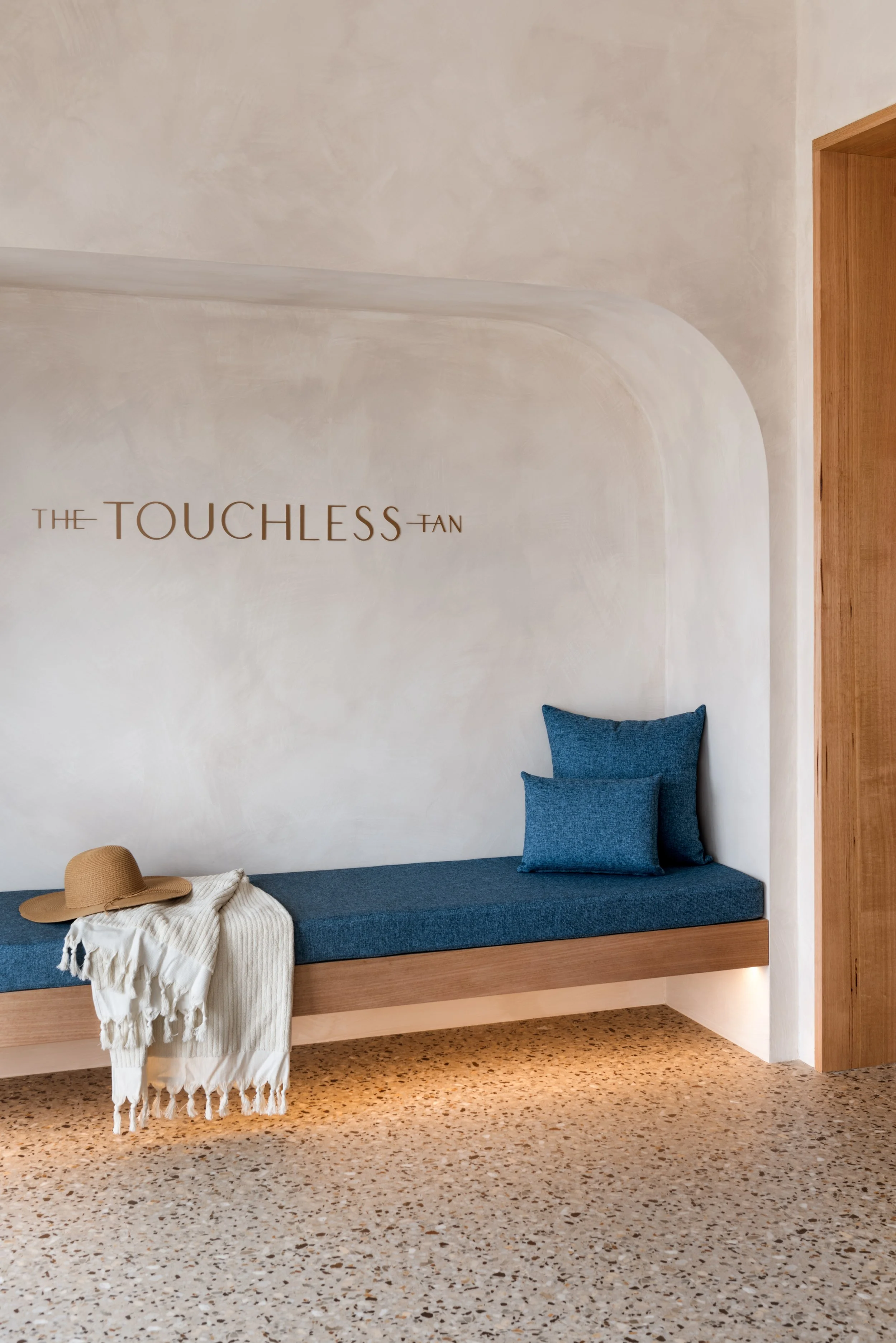The Touchless Tan
