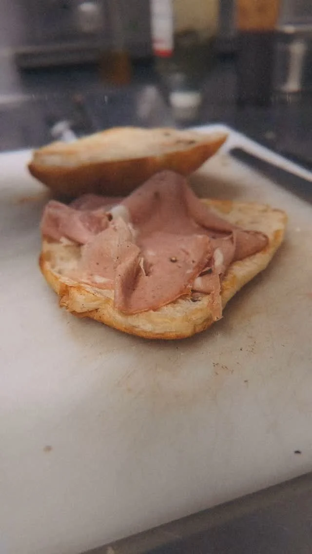 Rascals Deli & Wine Bar | Visit for Brunch & Wine