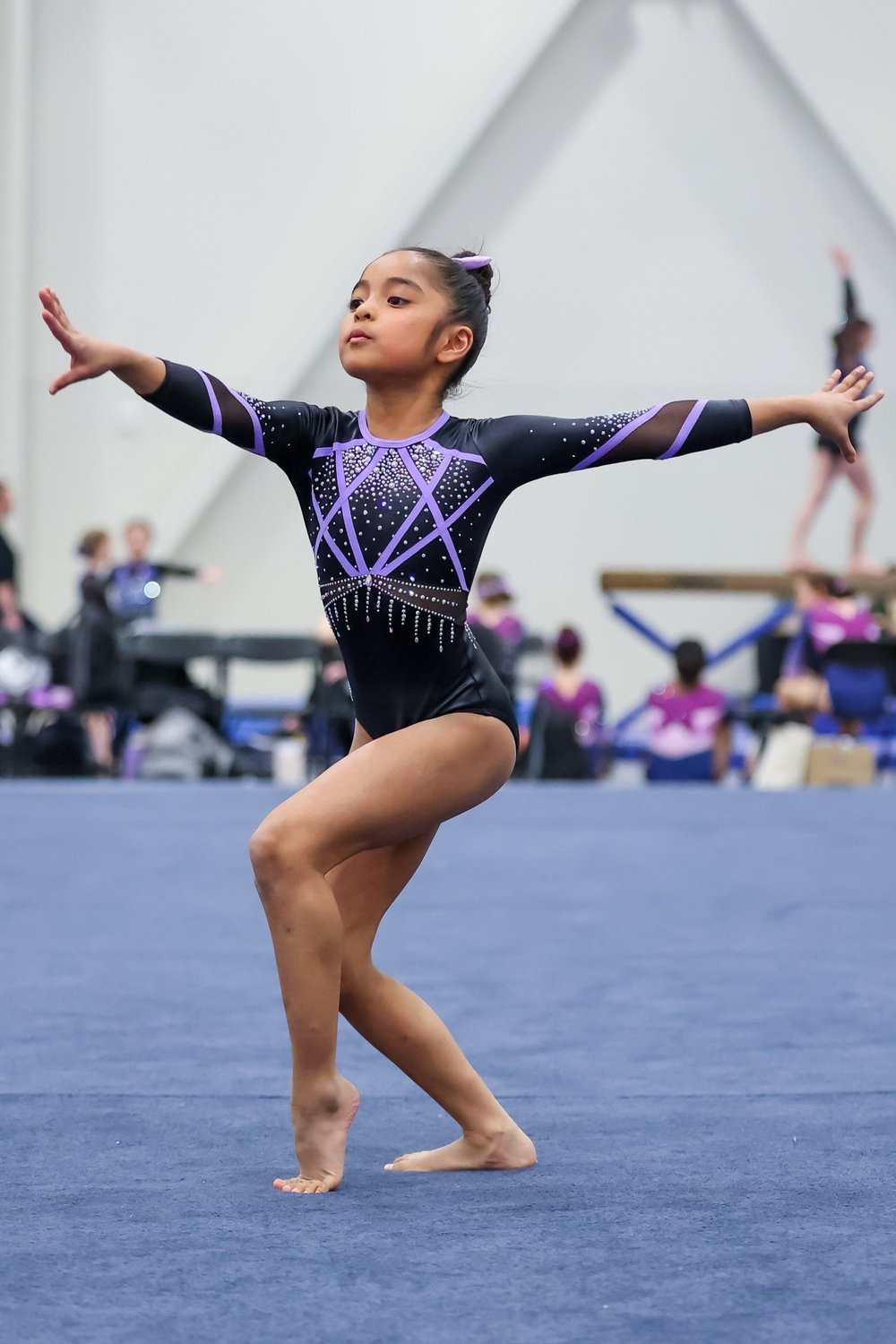 ADVANTAGE GYMNASTICS | Join & Grow Today