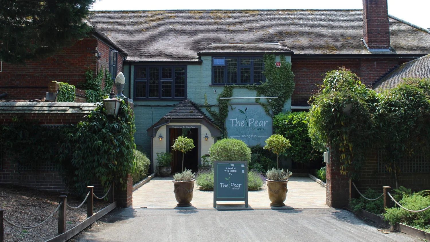 The Pear at Parley | Discover Woodland Dining