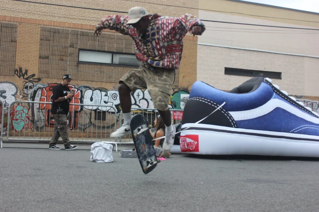 Vans Old Skool — BIGGER THAN LIFE