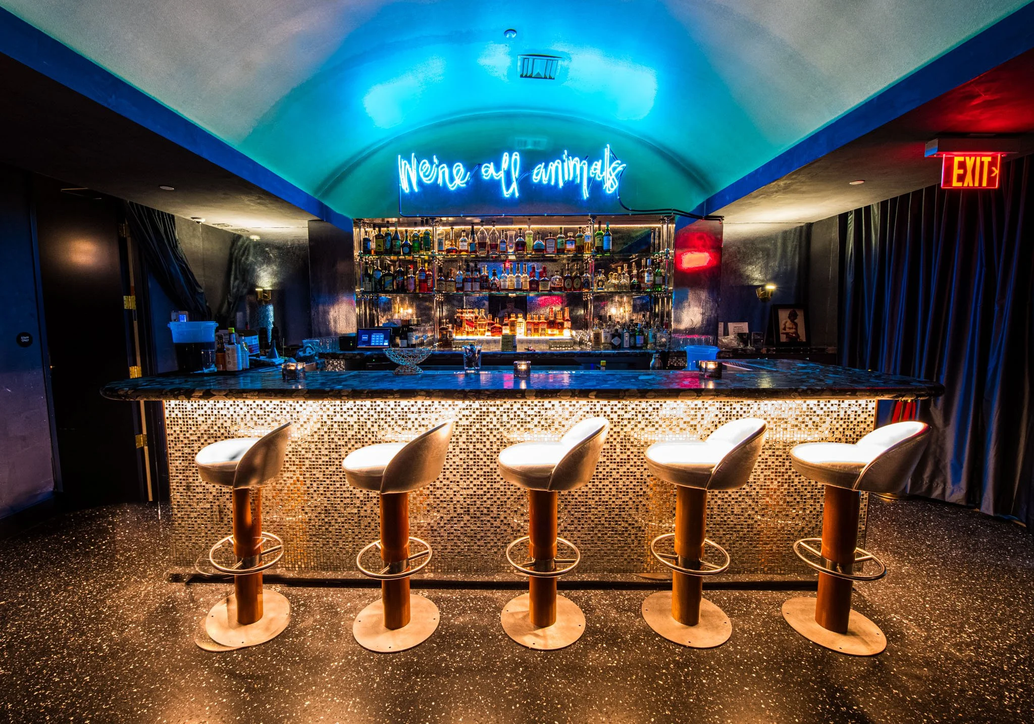 Best Jazz & Cocktail Bar in NuLu – Jimmy Can’t Dance Louisville