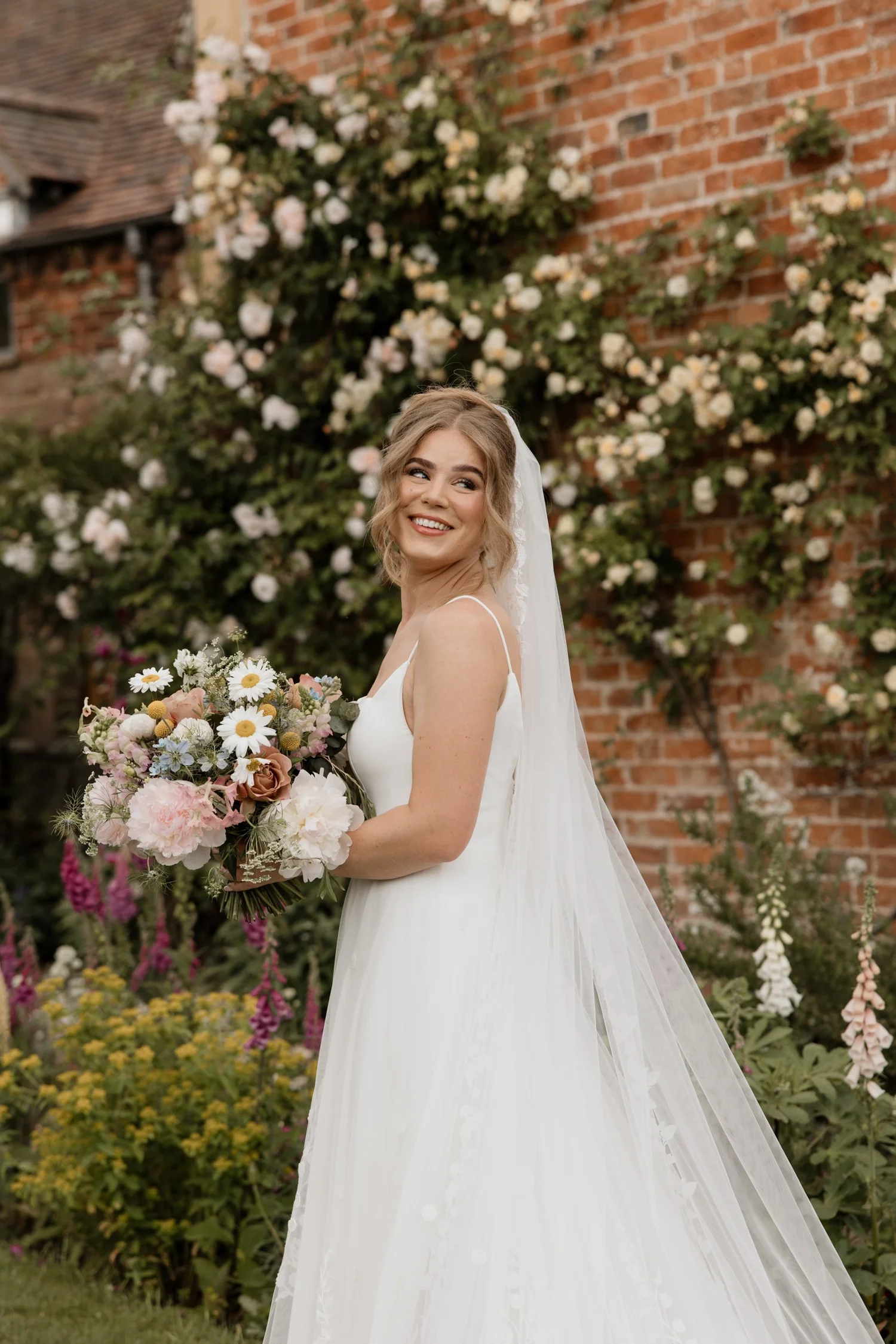 Ellie Poole Photography - Staffordshire Wedding Photographer