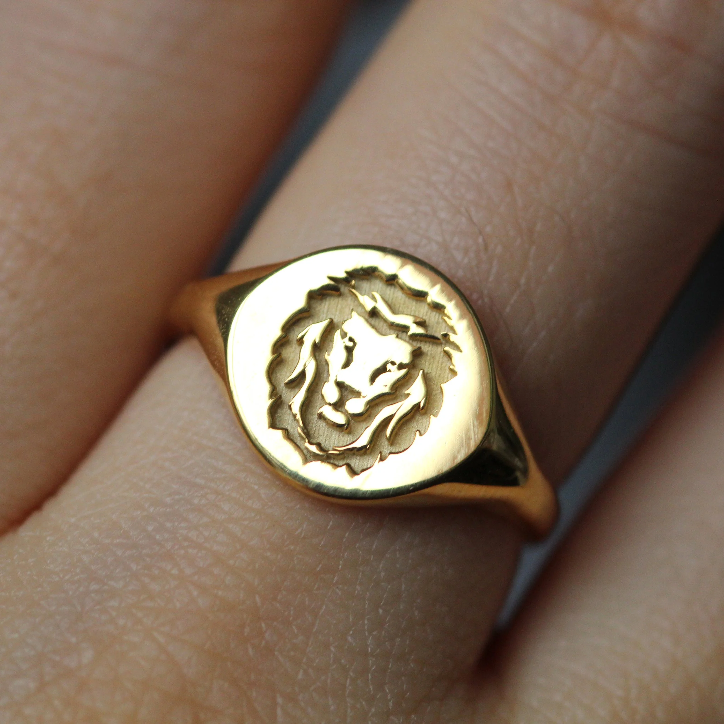 10K Courage Crown Lion Signet Gold Ring – Symbol of Strength ...
