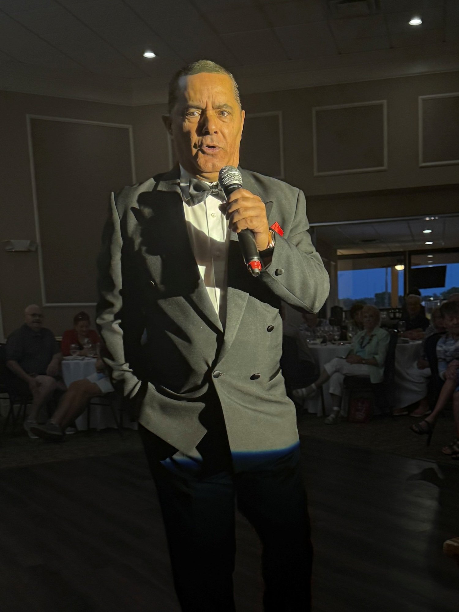 Frank Sinatra and Friends | Explore Legendary Music