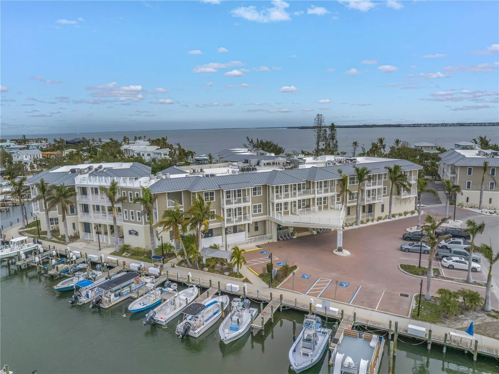 Waterline Condo - 2 Bed, 2 Bath (Anna Maria Island, FL) — Receivership ...
