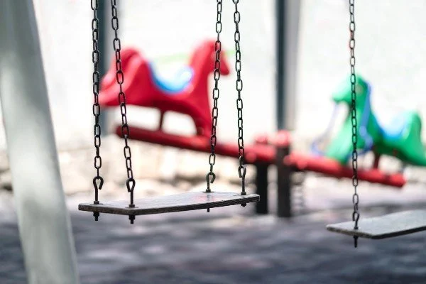 How Developmental Trauma Impacts Identity | Trauma Therapy & cPTSD ...