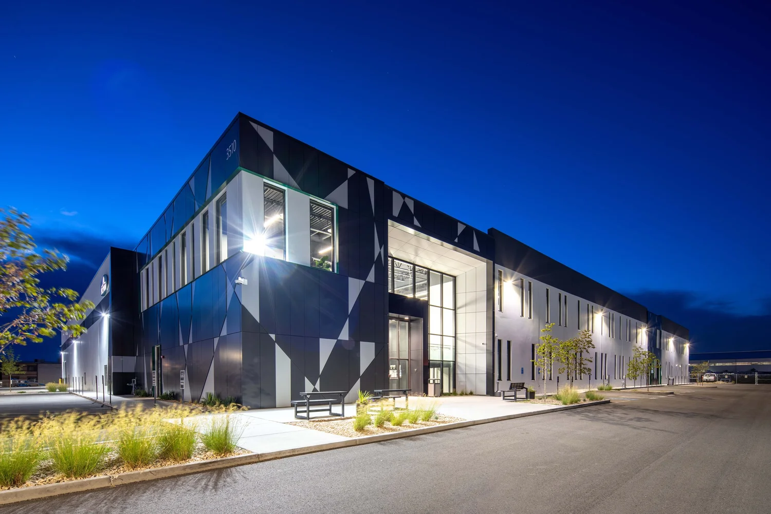 U.S. Headquarters for Flynn Companies in Salt Lake City Showcases ...