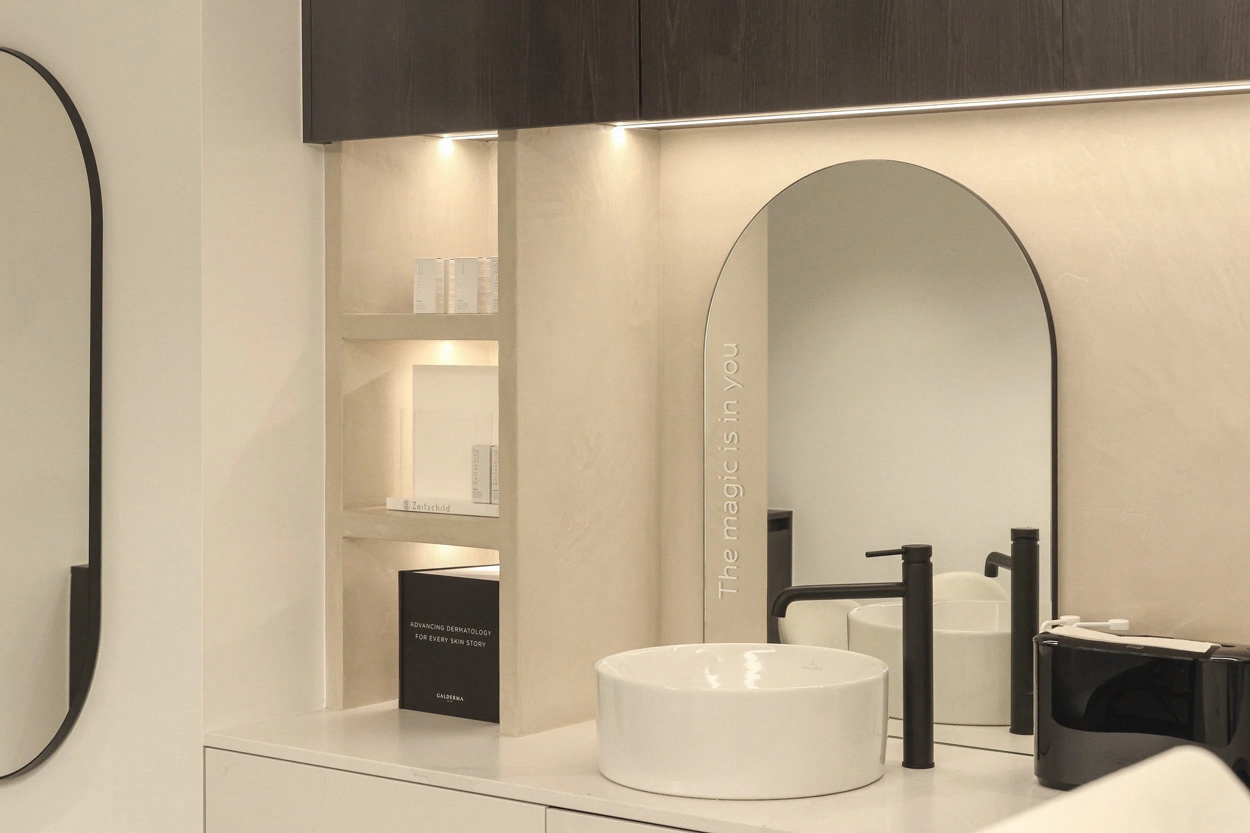 Engage Clinic | Ontdek je natuurlijke schoonheid