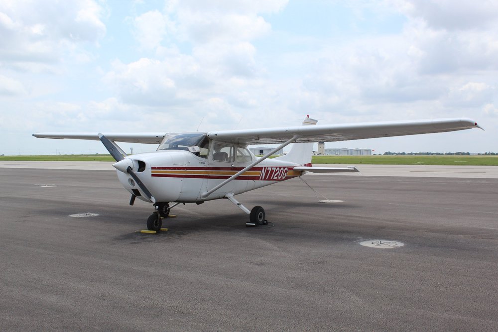 Cessna — Texas Skies Flight School