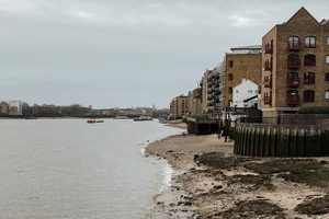 London Neighbourhood Guide: Wapping — IN PURSUIT OF ART