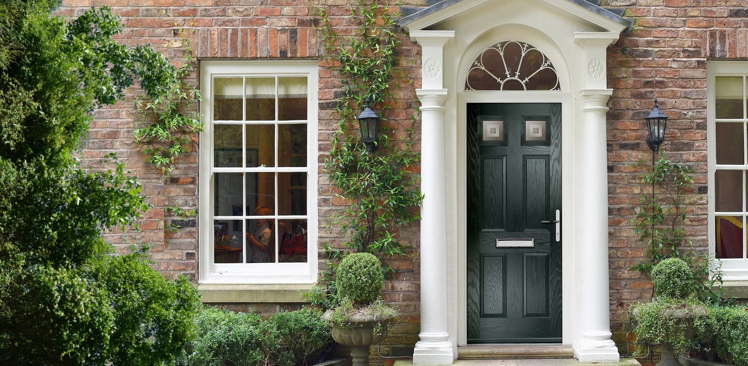 COMPDOOR UK | Explore Stylish Doors Today