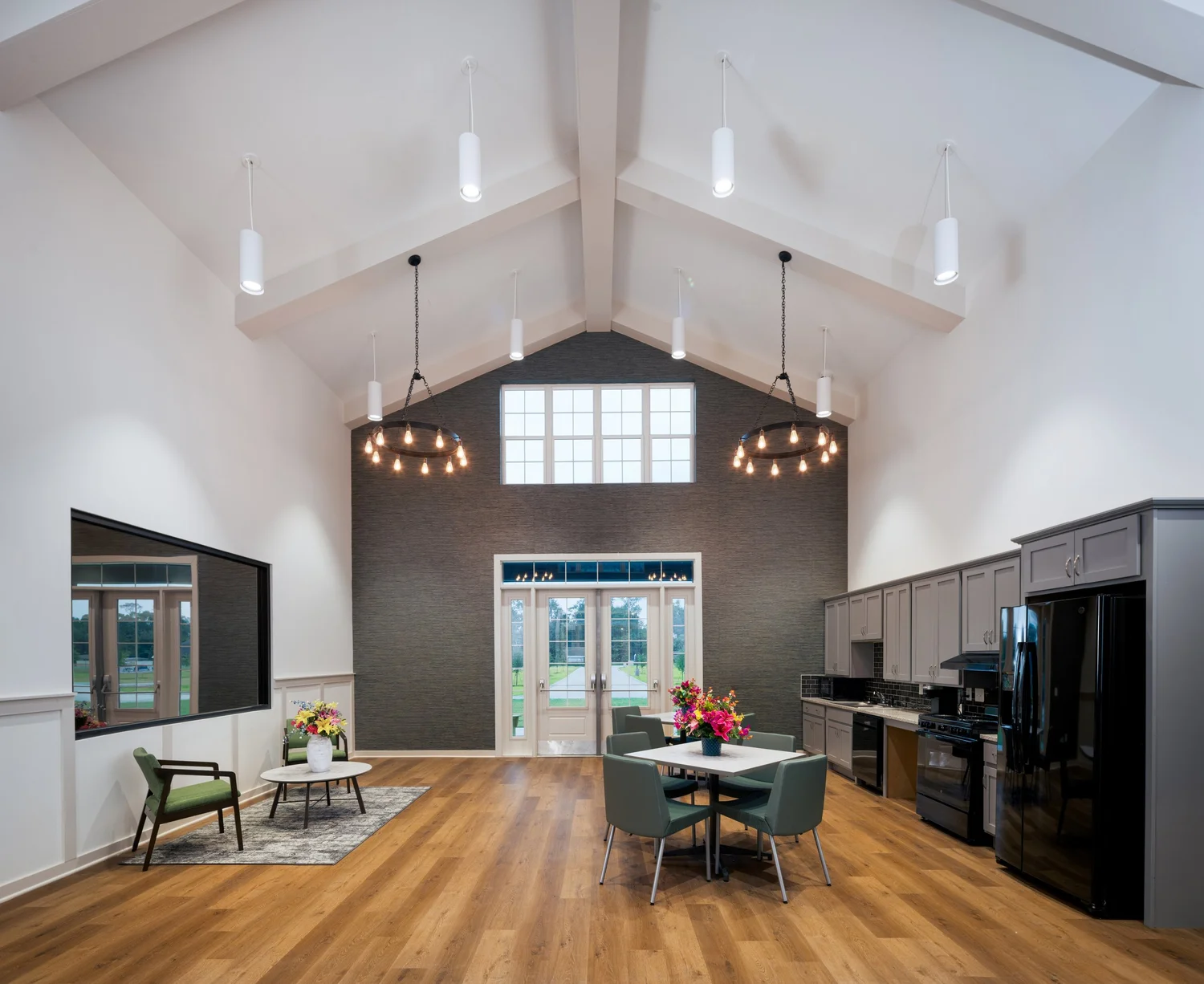 Parkway Commons - Moss Bluff, LA — Atrium Housing
