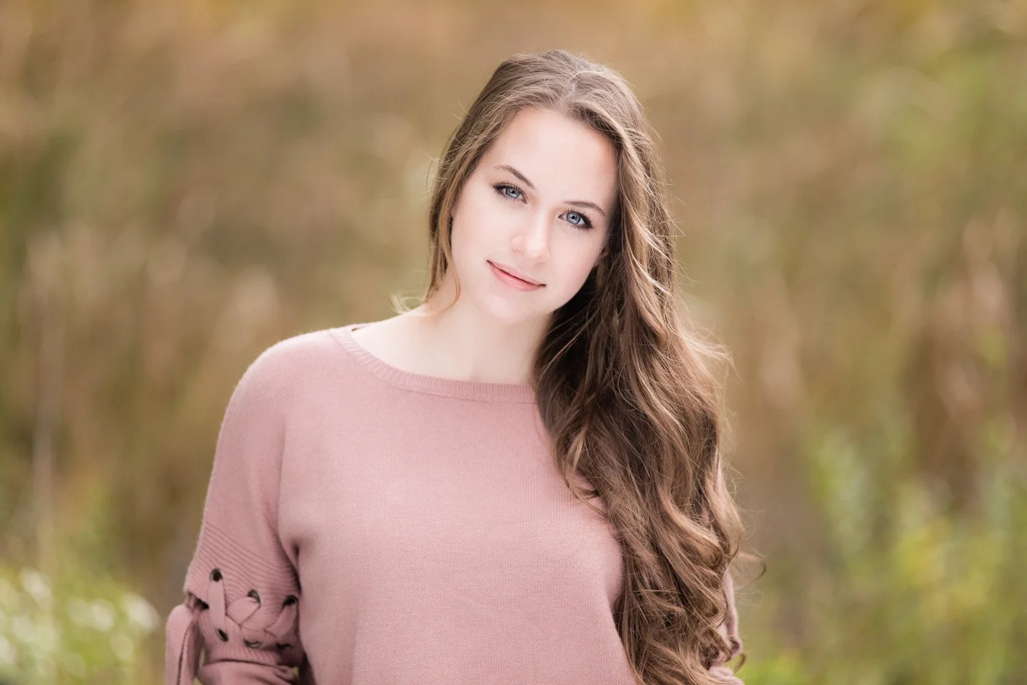 Joy Fall Senior Photos in Wisconsin — North Central Wisconsin Senior ...