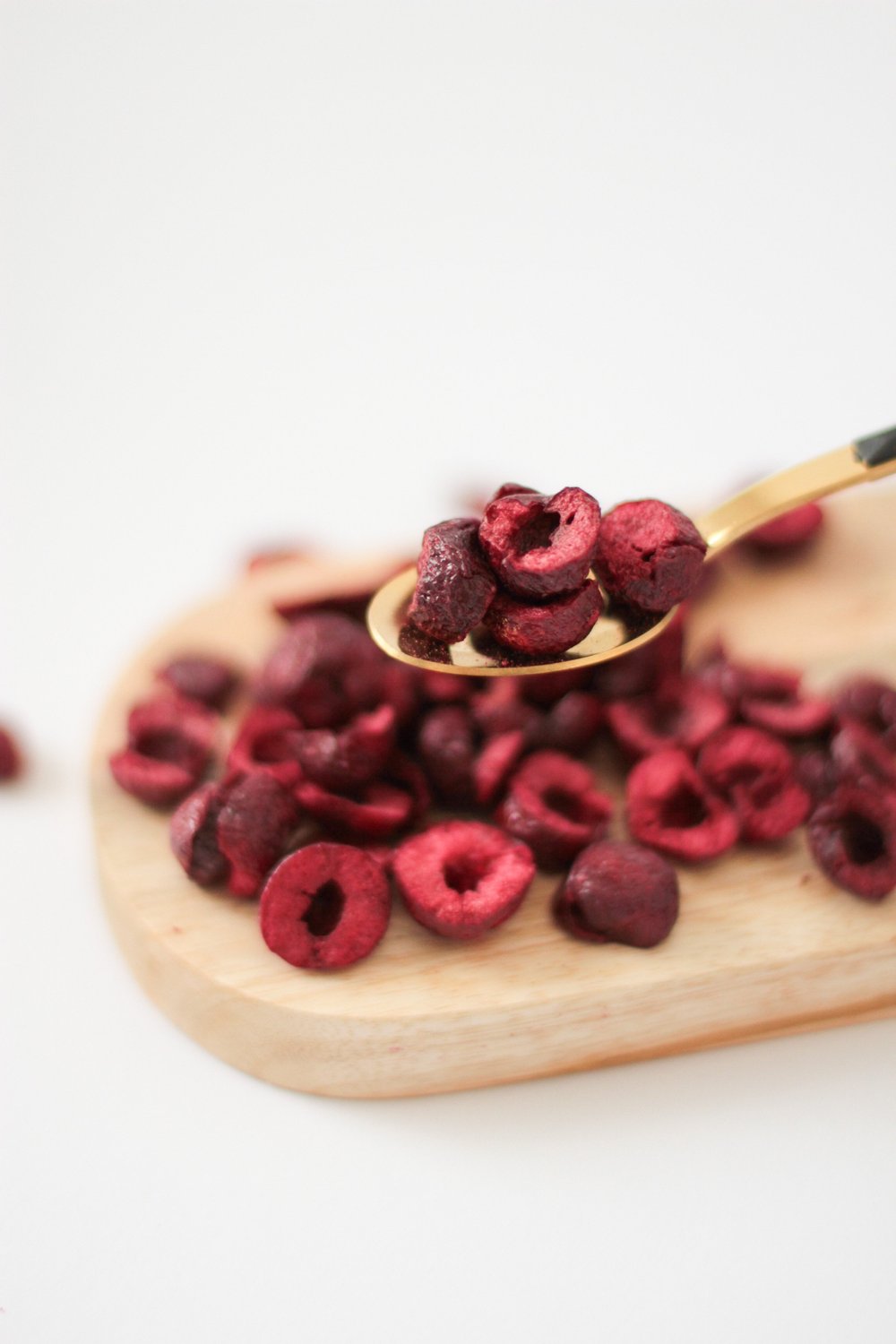 Freeze Dried Dragon Fruit – Pieces Bulk | Vitachem — Vitachem Natural ...