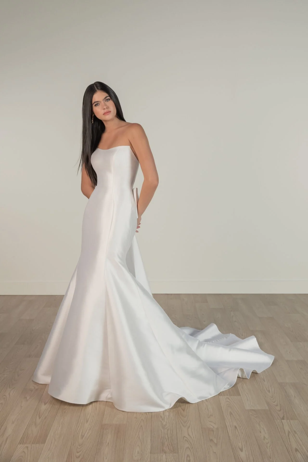 25659 — Low's Bridal