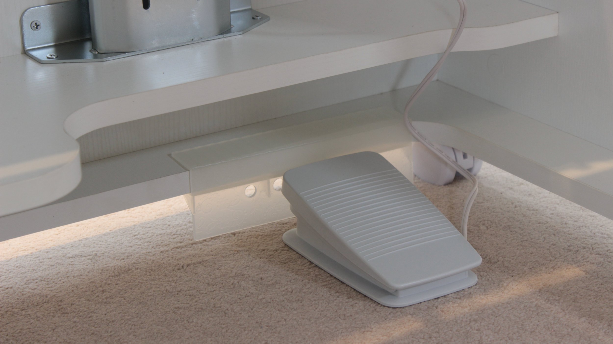 Cub Plus | Discover Compact Sewing Solutions Today — Horn Furniture