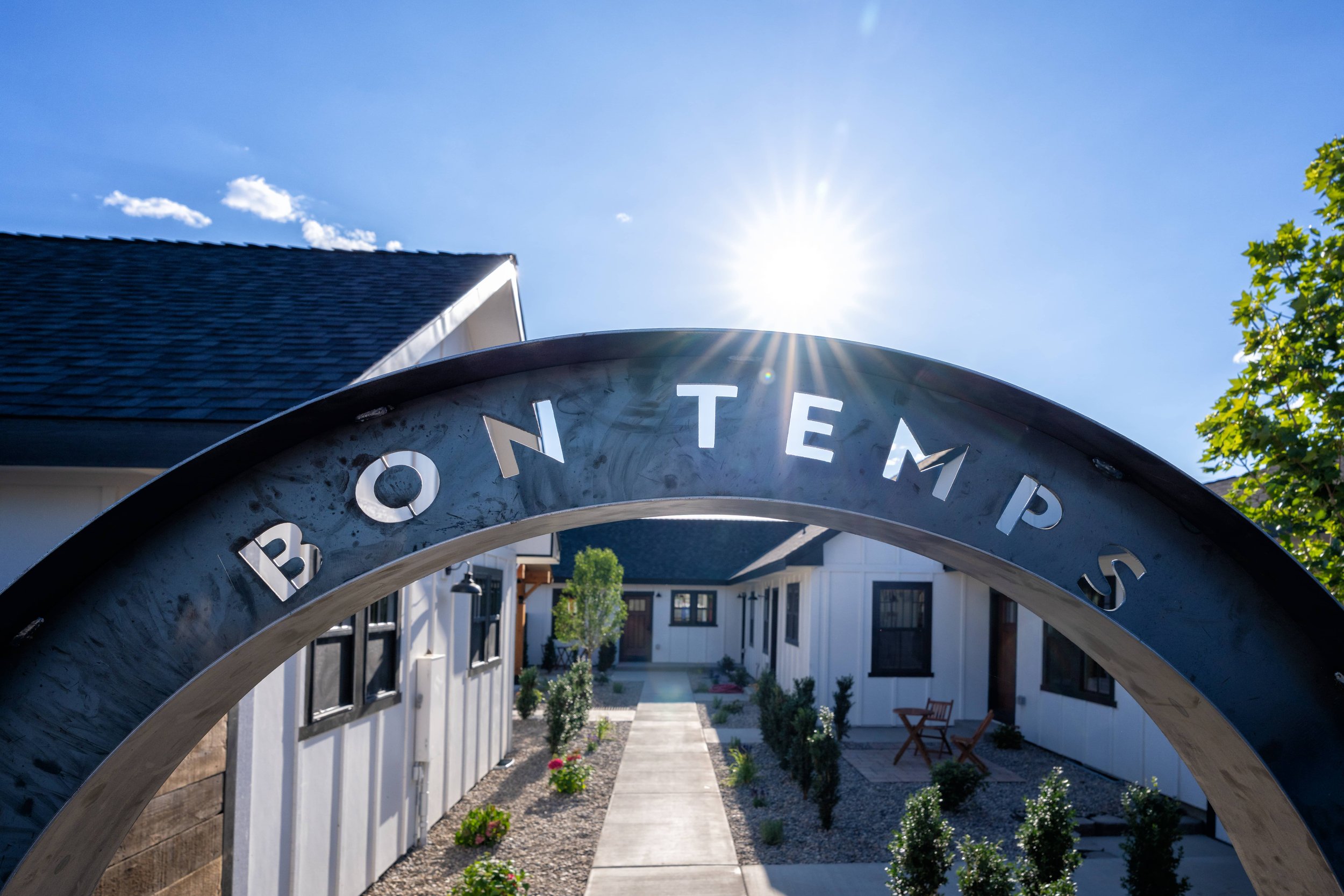 Boutique Motel in Burns, OR — Bon Temps Suites, a Boutique Motel