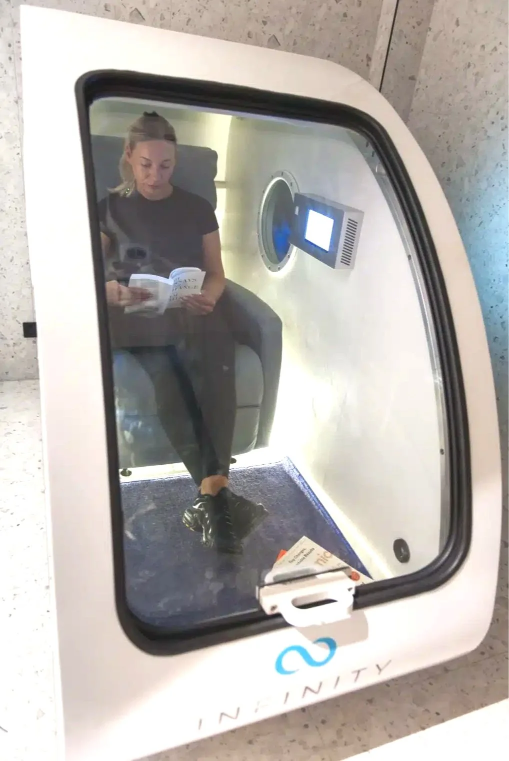 Book Hyperbaric Oxygen Therapy | Thrive O₂ Yeppoon — Thrive O2 ...
