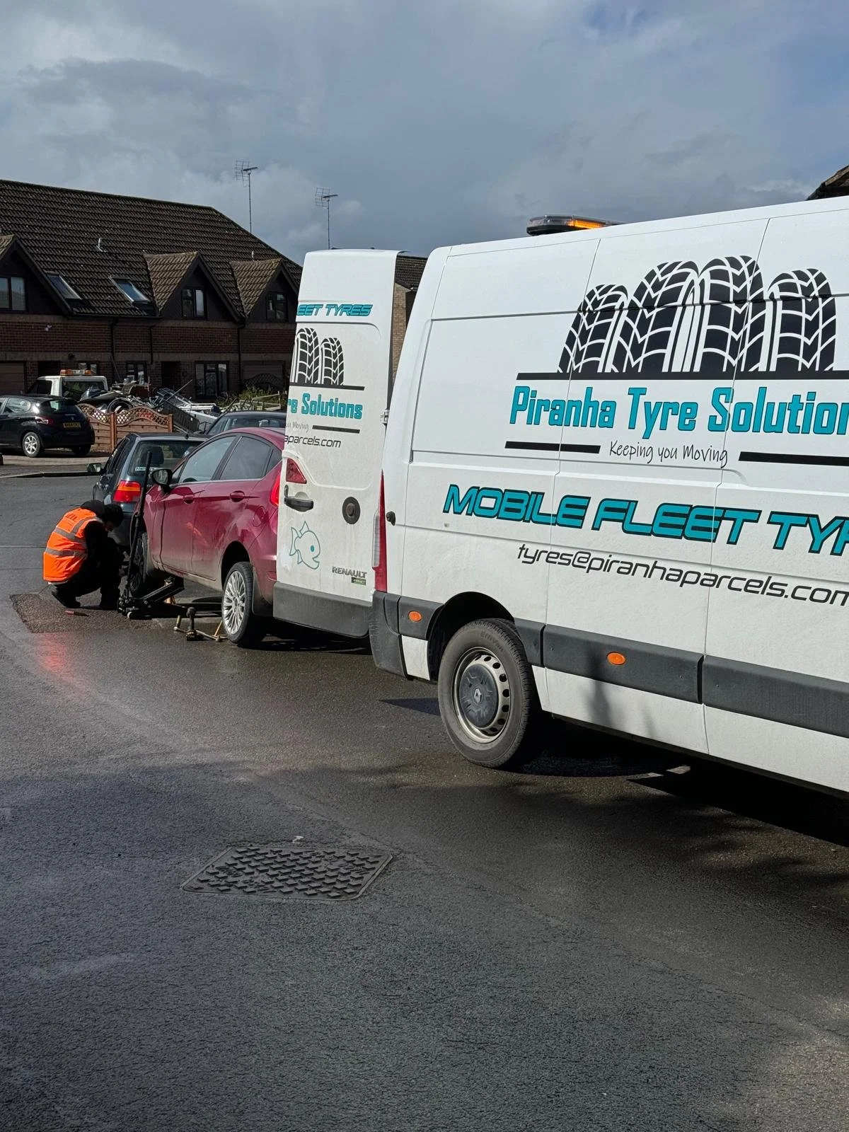 Piranha Tyres | Swindon Mobile Tyres