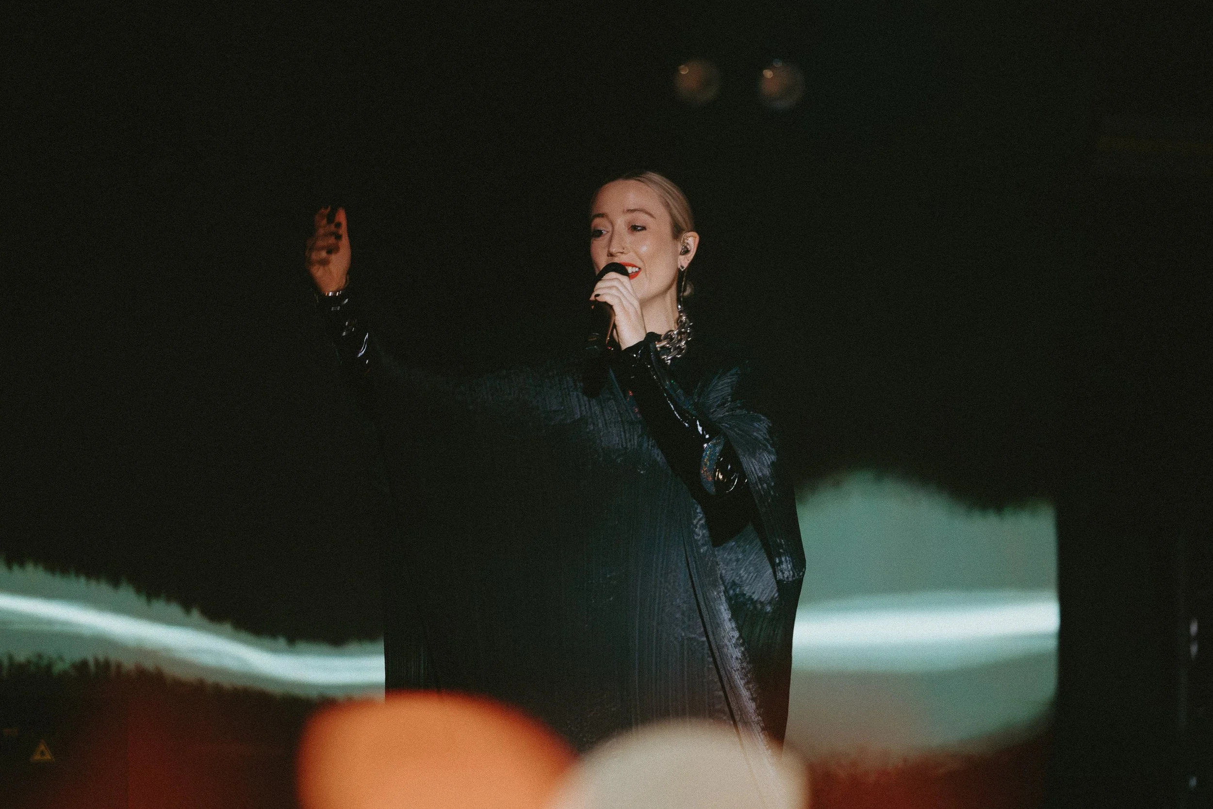 Hayla at 45 East – Portland, OR 12/12/25 Live Review & Interview ...