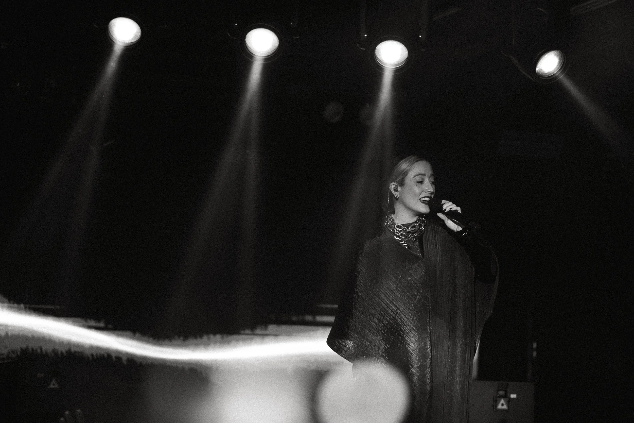 Hayla at 45 East – Portland, OR 12/12/25 Live Review & Interview ...