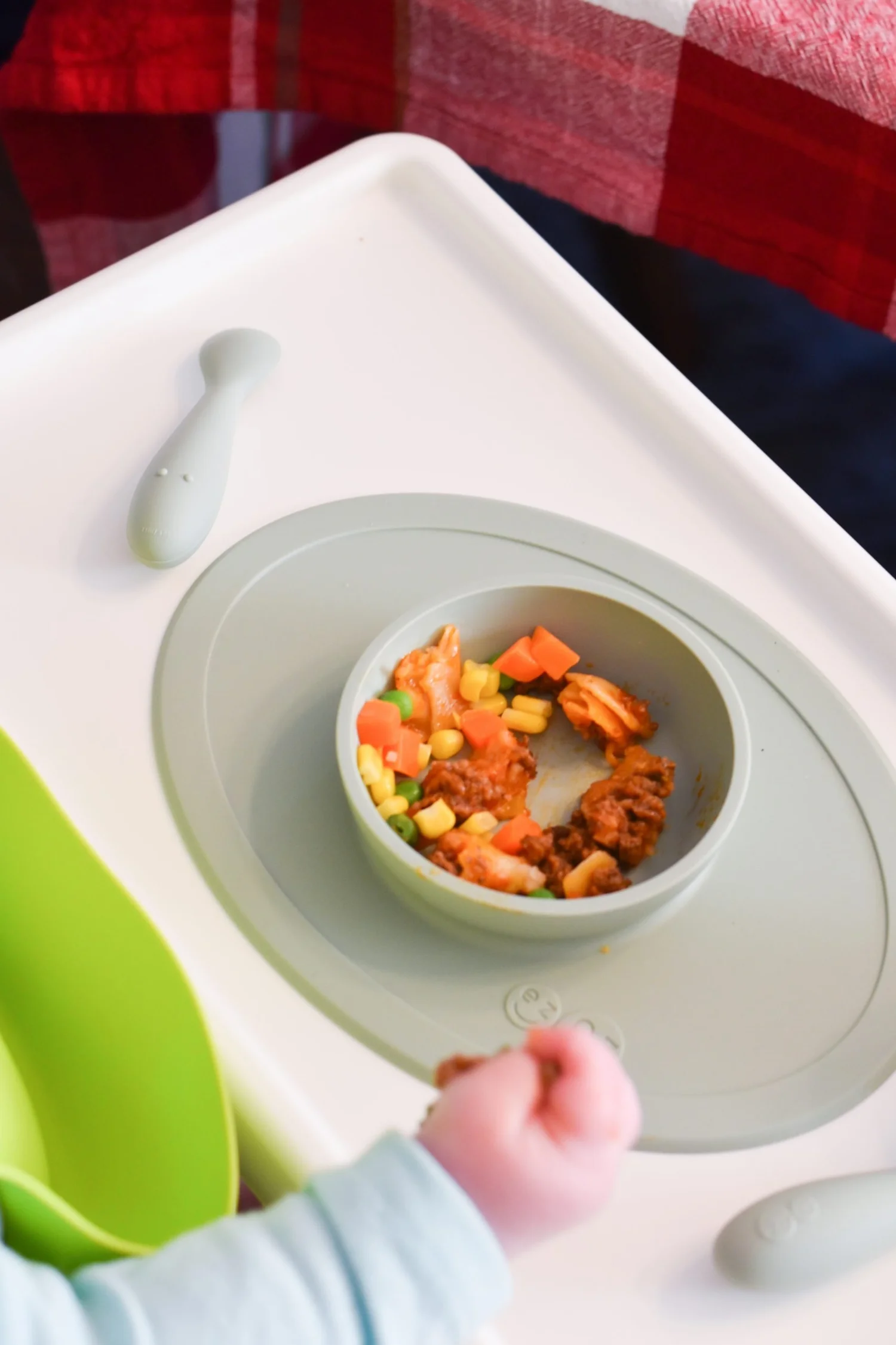 Breastfeeding and Introducing Solids: Everything You Need to Know — The ...
