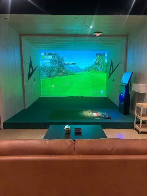 Play Indoor Golf | Alpha Sports Elite — ALPHA SPORTS