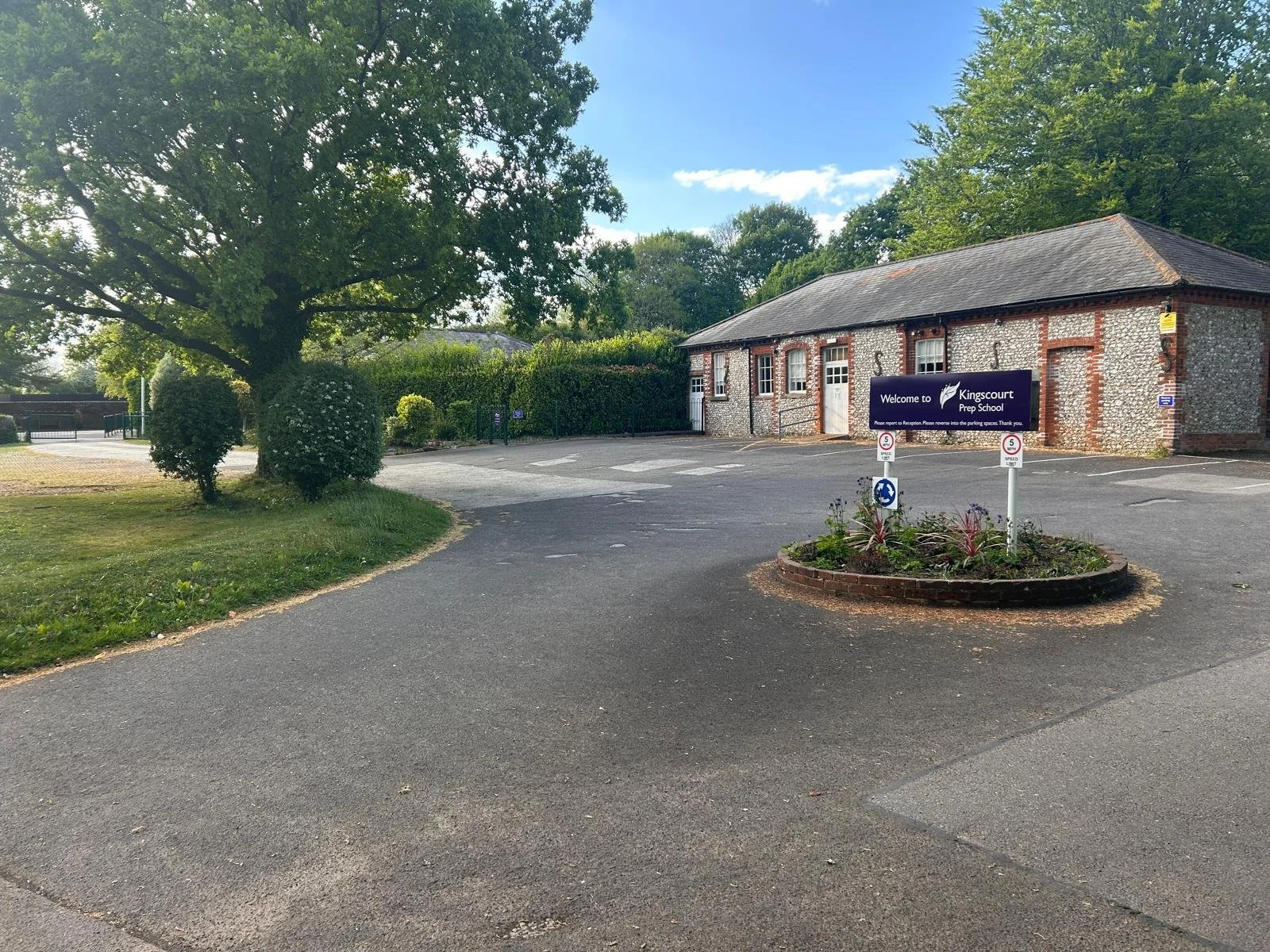 Blog 1 — Friends of Kingscourt School