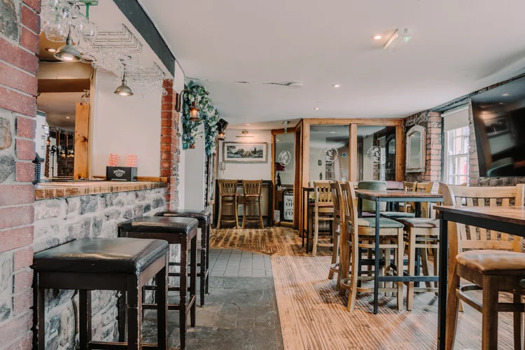 THE GOLDCROFT CAERLEON