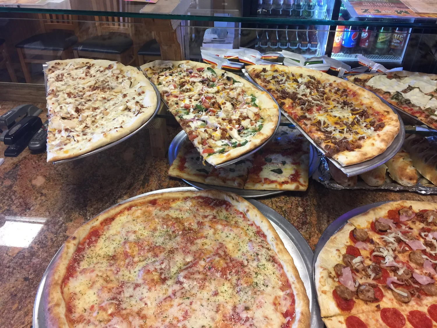 Moez Pizza - Best Pizza in Harrisburg, PA - Cheese Pizza Near You