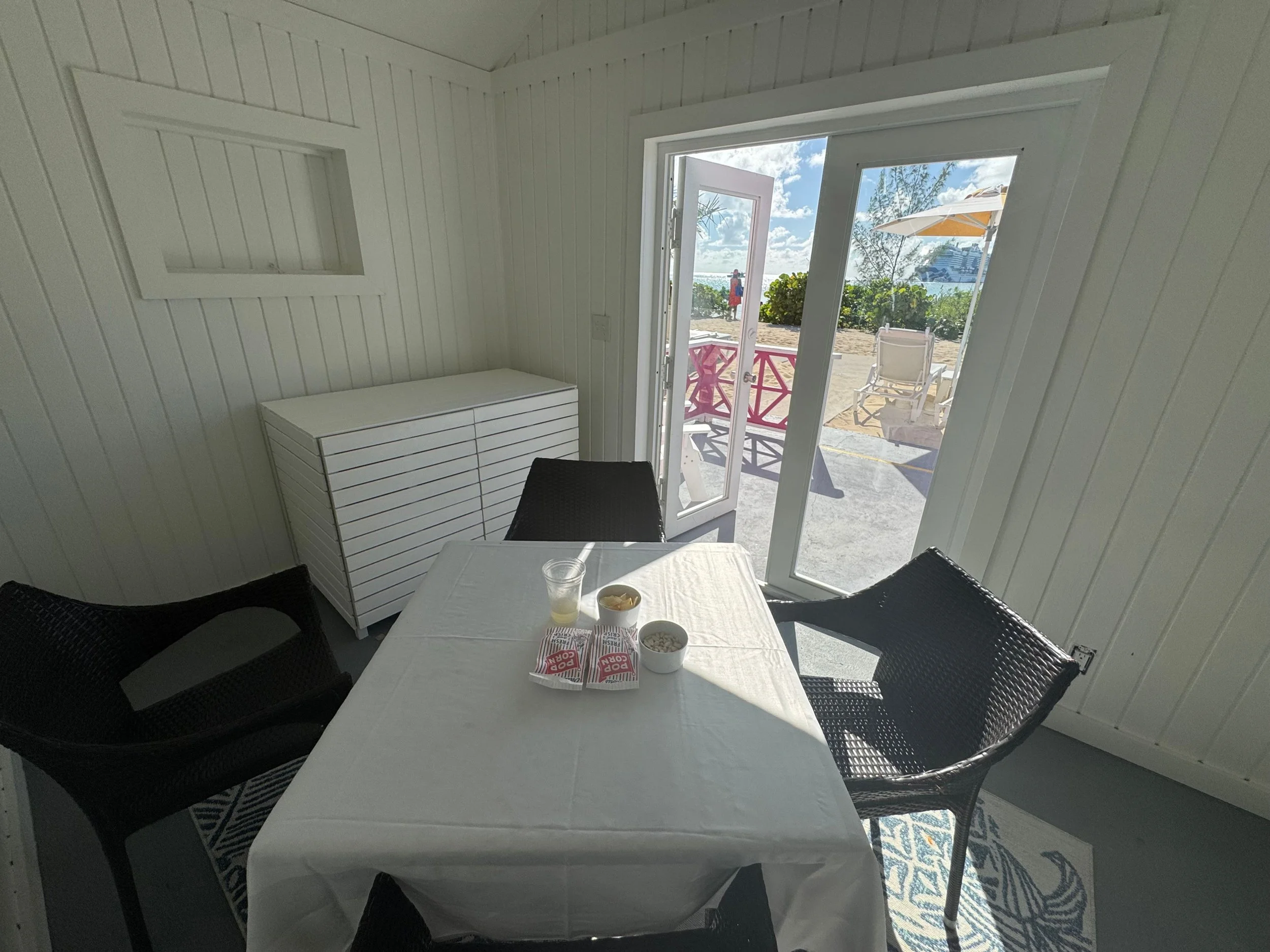 Complete Guide to Princess Cays - Map, Food Menus, Inclusions & More ...