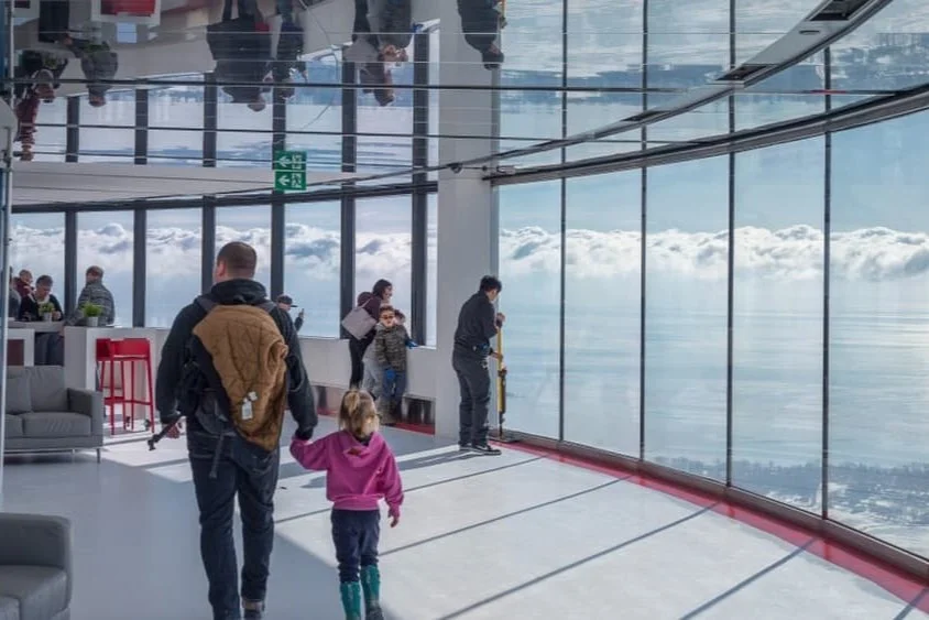 Everything You Need to Know About Visiting Toronto's CN Tower