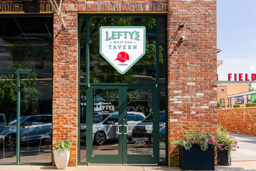 Lefty's West End Tavern