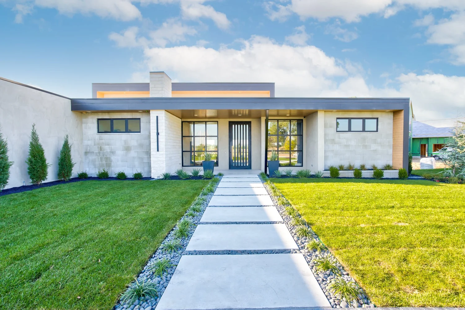 Windows for the Best Views | Go Bigger with Vantage — Vantage Doors and ...